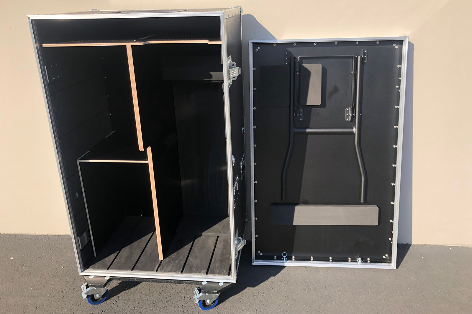 24 x 30 Water Station | Road Case with Drawers | Fiasco Cases – Fiasco ...